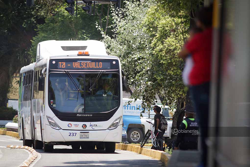 RUTA abre vacantes para conductoras - Paralelo 19